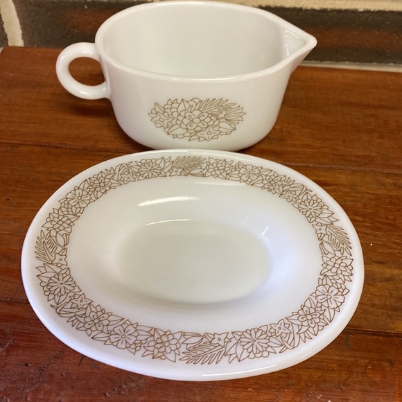 Kitchen | Vintage Pyrex Woodland Gravy Boat W Plate | Poshmark